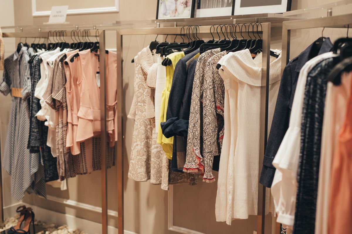 Where to Get High-Quality Clothing Samples: Top Manufacturers to Consider